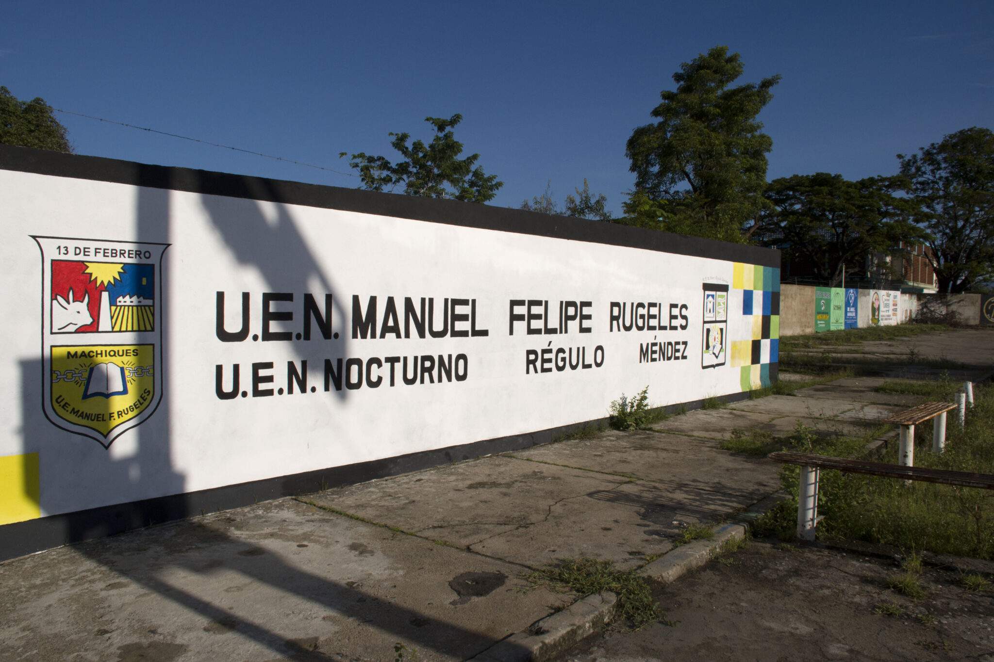 Machiques: Personal del Liceo Manuel Felipe Rugeles trabaja para ...