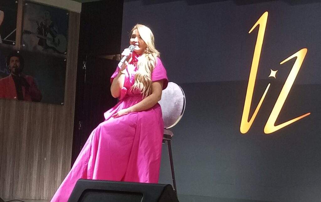 Liz celebrará sus 30 años de carrera con una gira